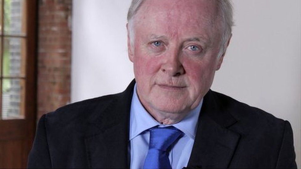 Sir Gerry Robinson: Businessman and broadcaster dies aged 72 - BBC News