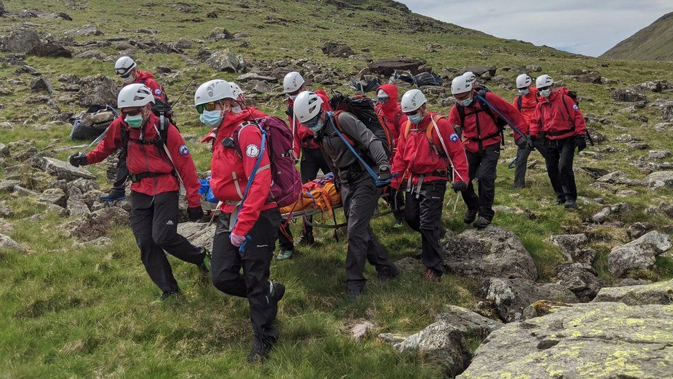 Lake District rescue teams urge walkers to 'know limits' - BBC News
