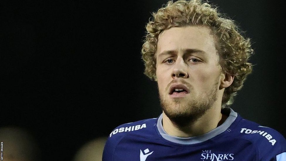 Gus Warr: Sale Sharks scrum-half signs new deal to end of 2026-27 ...