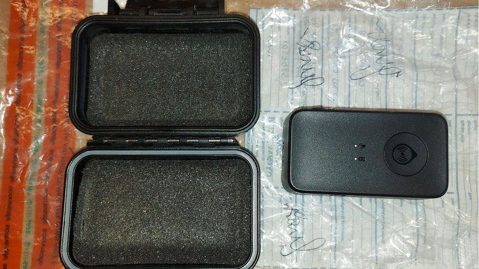 Bradford high-tech car tracker burglary gang jailed - BBC News