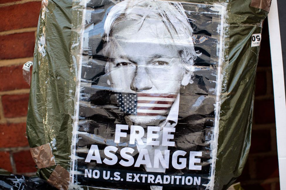Viewpoint : How likely is an Assange conviction in US? - BBC News