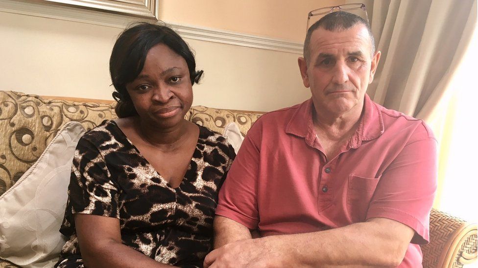 Naomi Rees: Parents' plea to missing daughter, 15 - BBC News