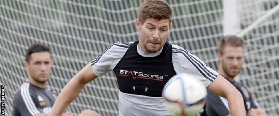 Raheem Sterling: Steven Gerrard 'disappointed' with Liverpool man - BBC ...