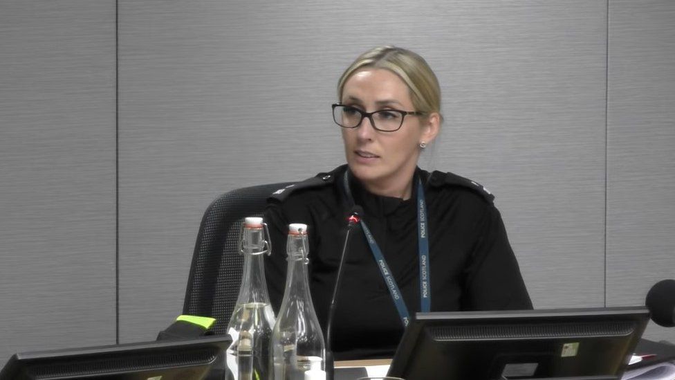 Resident rejects claims Sheku Bayoh stamped on PC - BBC News