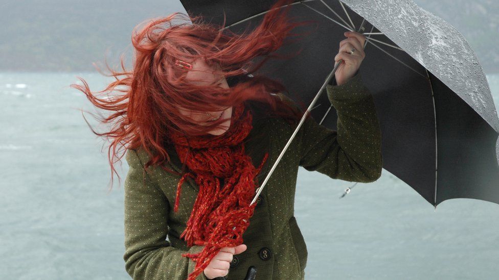 NI Weather: Cold snap to end with blustery gales - BBC News
