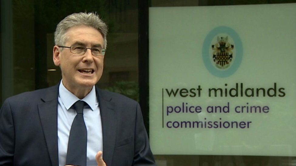 Domestic violence: Abuse 'became a normal part of life' - BBC News