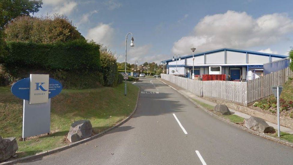 Kensey Foods closure: 650 jobs to go at Launceston site - BBC News