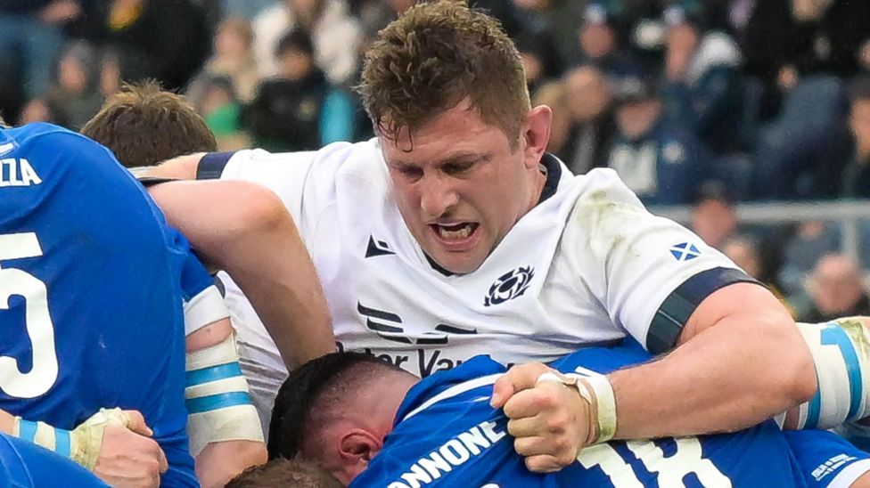 Alec Hepburn: Scarlets sign Scotland prop from Exeter Chiefs - BBC Sport