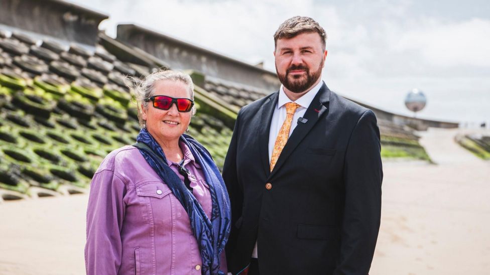 Sewage could harm Blackpool's tourism future - MP - BBC News