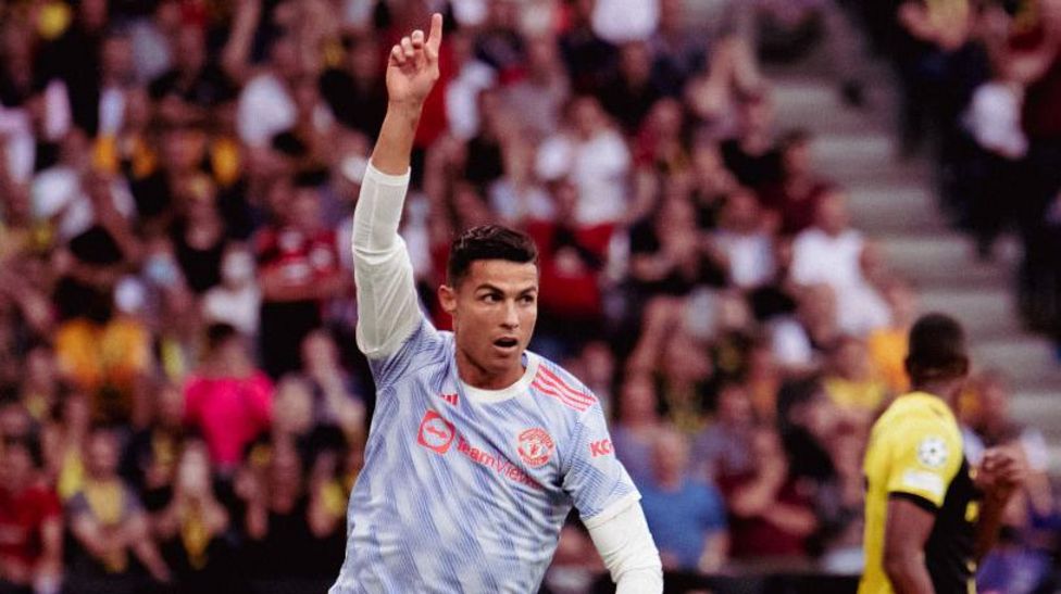 Ronaldo hits the top spot - again - BBC Sport