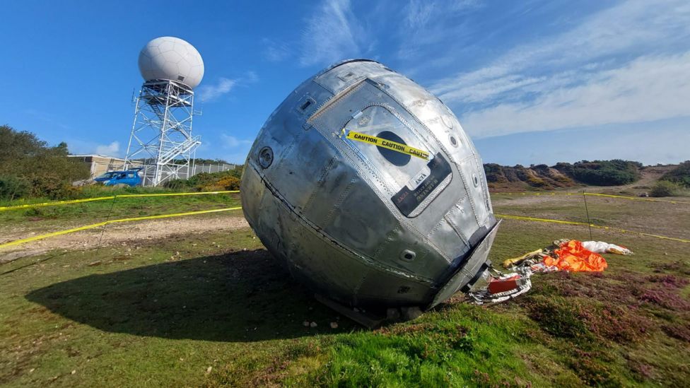 Mystery of spaceship-like object that appeared overnight revealed - BBC ...
