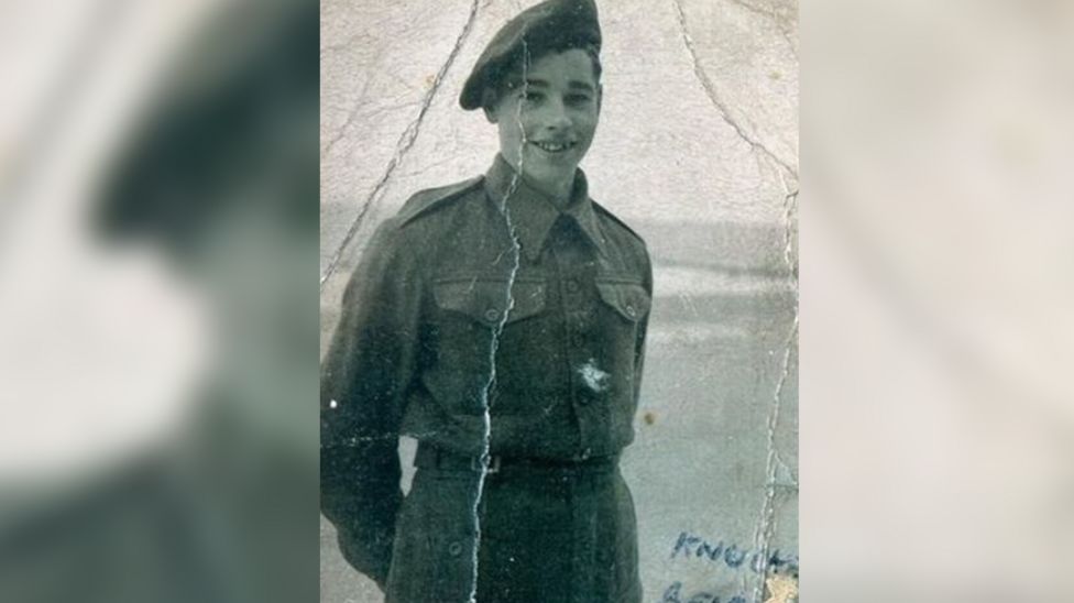 World War Two veteran Wilfred to get 'send off he deserves' - BBC News