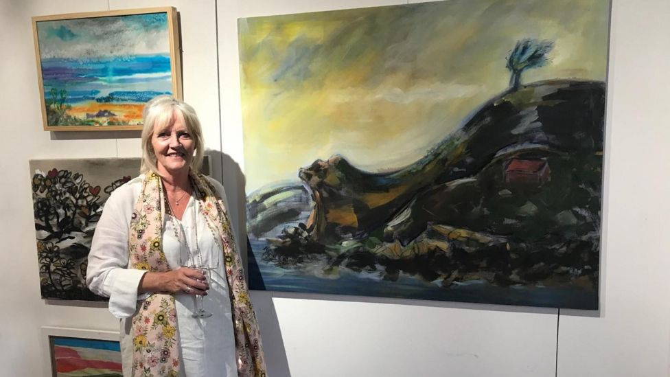 Jersey artist's final works to feature at pop-up exhibit - BBC News