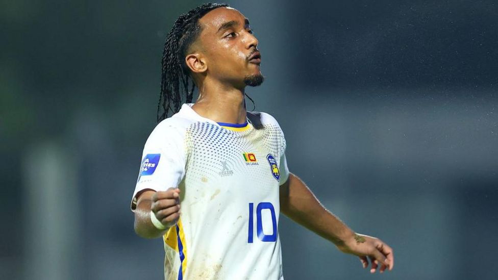 Sutton United sign Dillon De Silva on free transfer - BBC Sport