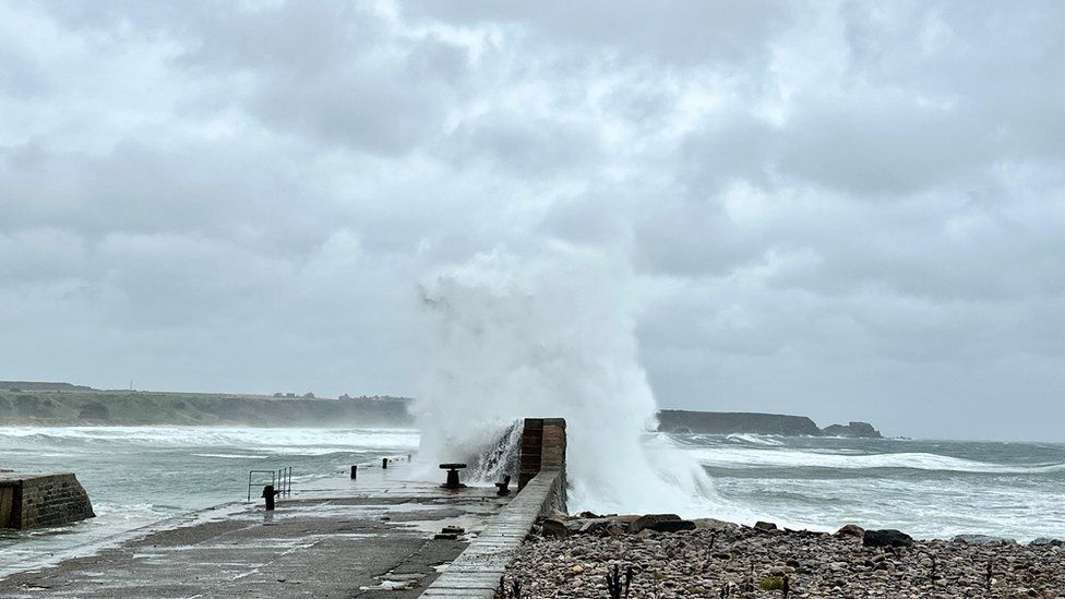 In pictures: Storm Babet strikes across Scotland - BBC News