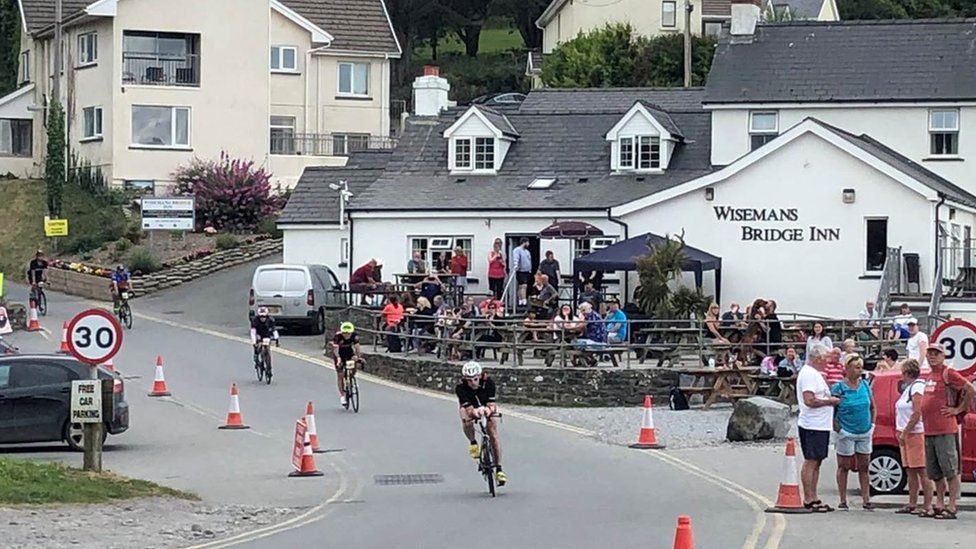 Tenby Long Course rider in hospital after 'heart attack' - BBC News