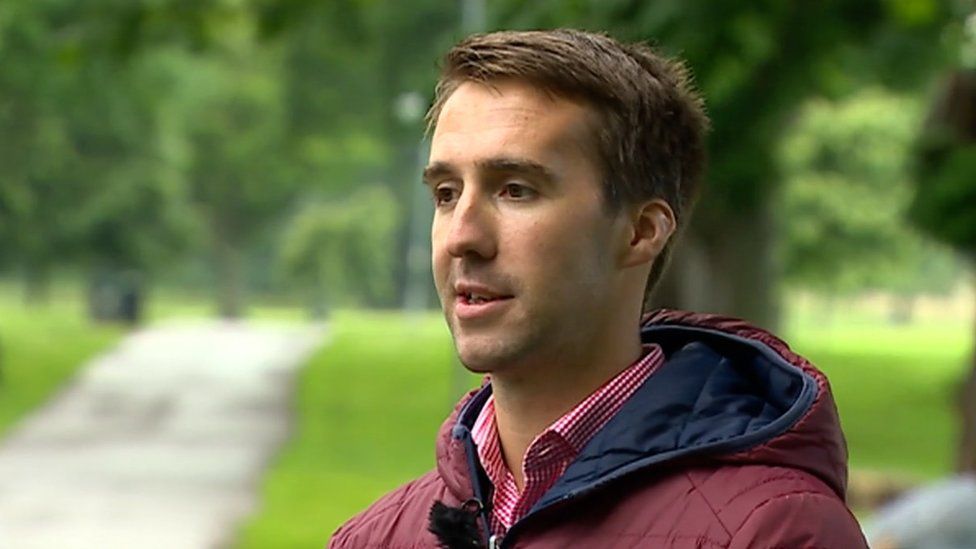 World Cup: Wales star Joe Allen's head teacher's pride - BBC News