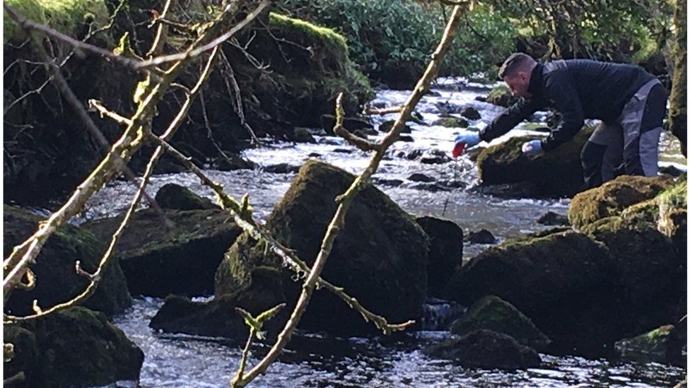 Marble Arch Caves: the science behind the tracing of water - BBC News