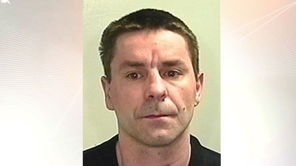 Dewsbury murder: Housemate jailed for life - BBC News