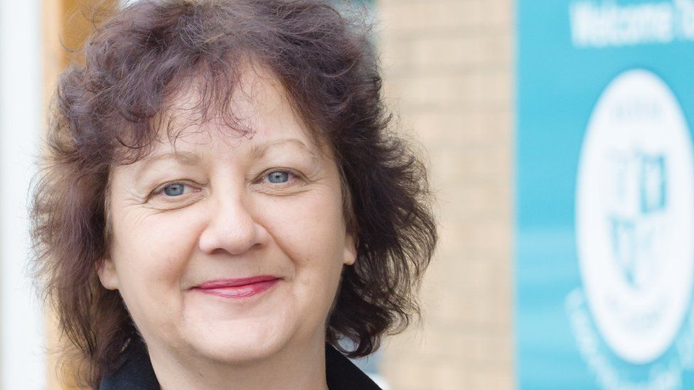 Wellingborough businesswoman appointed MBE - BBC News