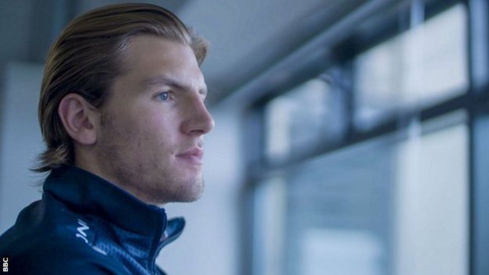 Excel Esports: What is life like inside a professional esports team ...