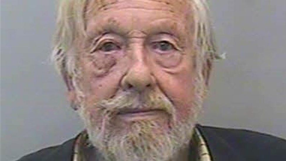 Ex-Jackanory presenter John Earle jailed for sex assaults on boy - BBC News