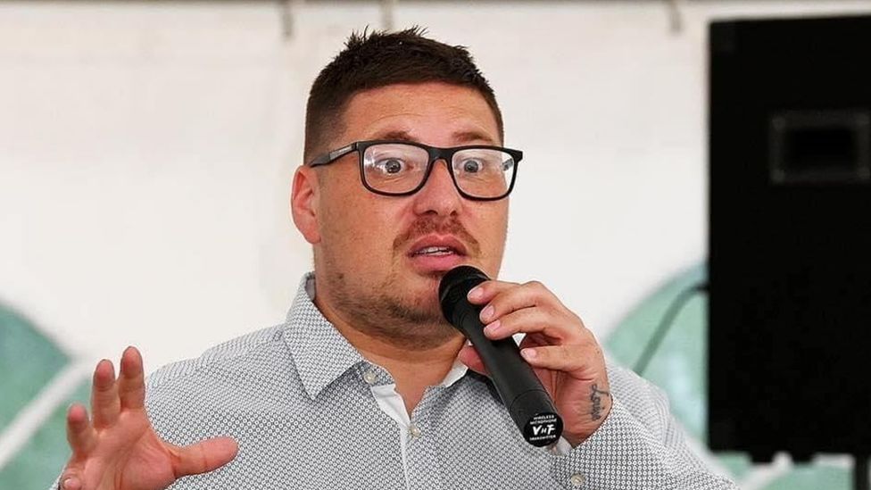 Fat Theo: 'Comedy saved me after a brain haemorrhage' - BBC News