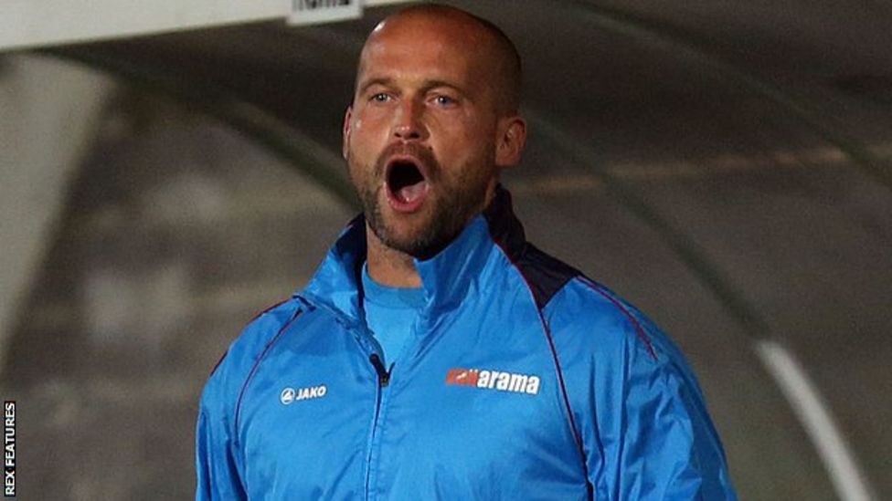 Kevin Nicholson: Torquay United boss livid at referee after Eastleigh ...