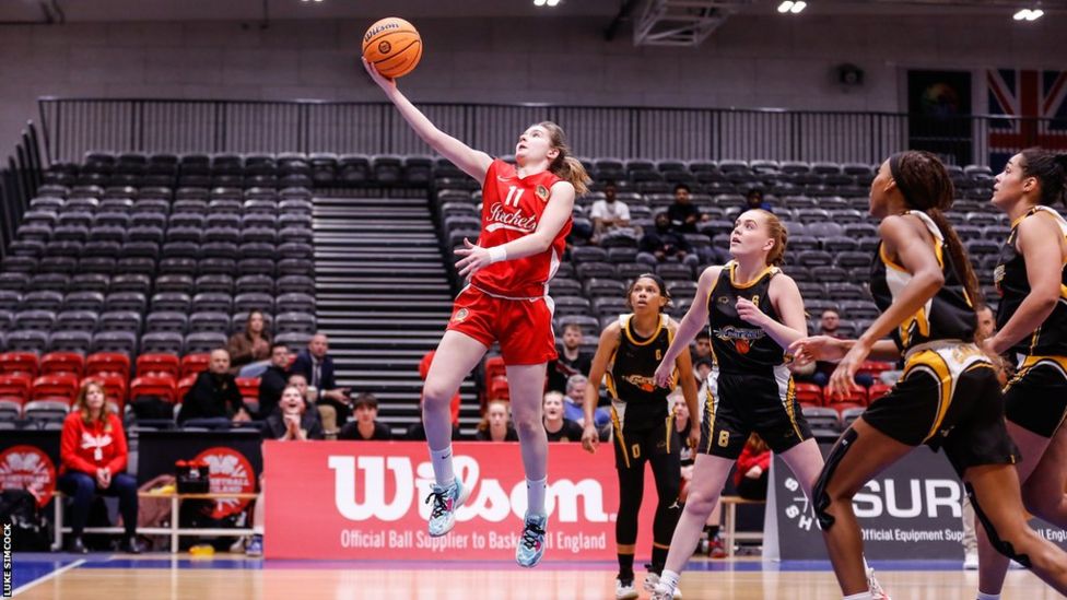National Cup: Thames Valley Cavaliers 66-57 Reading Rockets - BBC Sport