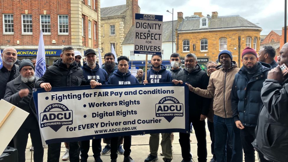 Tougher licensing rules for taxi drivers come into force - BBC News