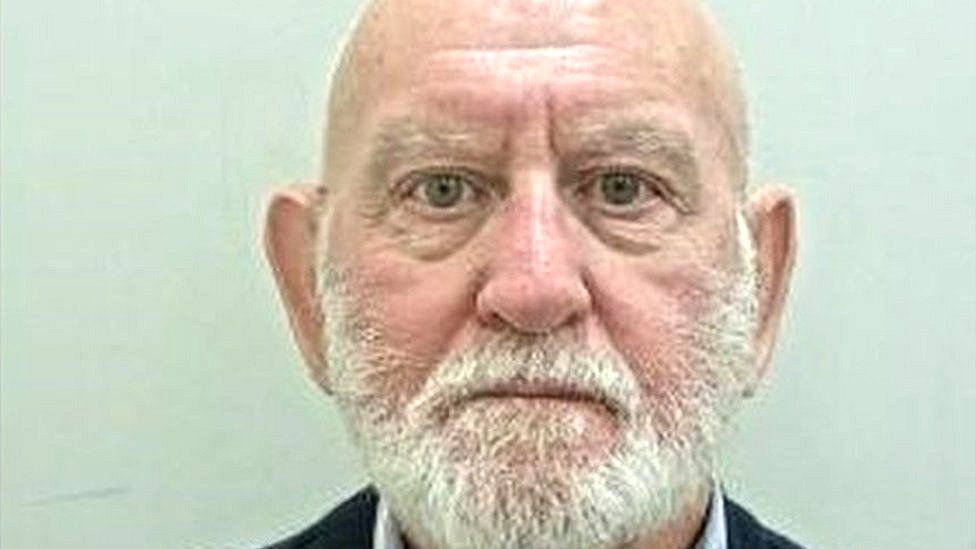 Chorley pensioner jailed over 'depraved' rape of girl, 6 - BBC News