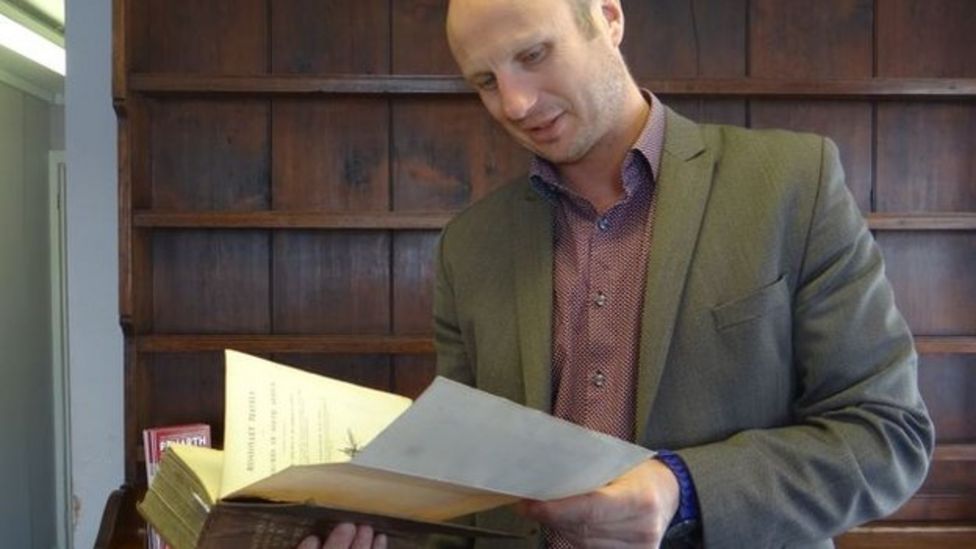 Dr Livingstone book bought for 99p to sell for £1,000 - BBC News