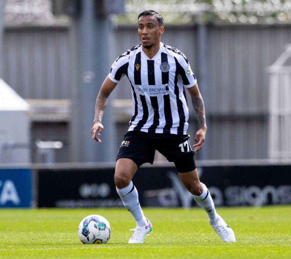 Robinson expects Baccus to stay in Paisley - BBC Sport