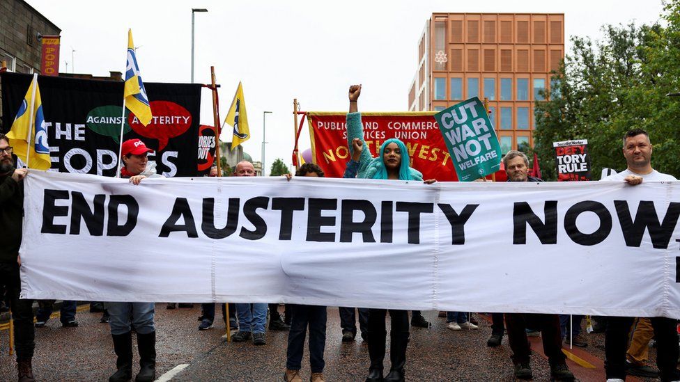 Blunt Lee Anderson charms Conservative activists - BBC News