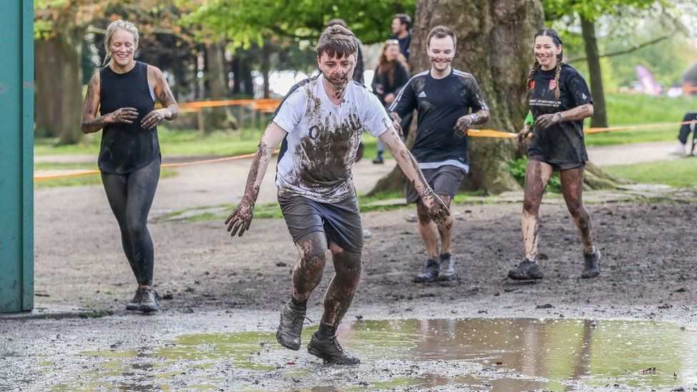 Tough Mudder: Event banned from Finsbury Park - BBC News