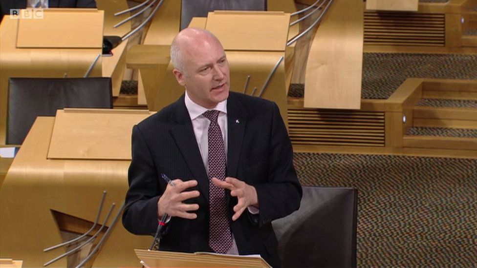 Holyrood agrees new rules to regulate lobbying in Scotland - BBC News