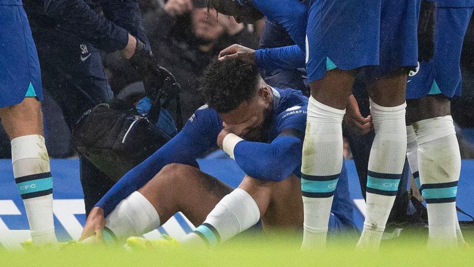 Chelsea: Reece James injury 'an ongoing concern' - BBC Sport