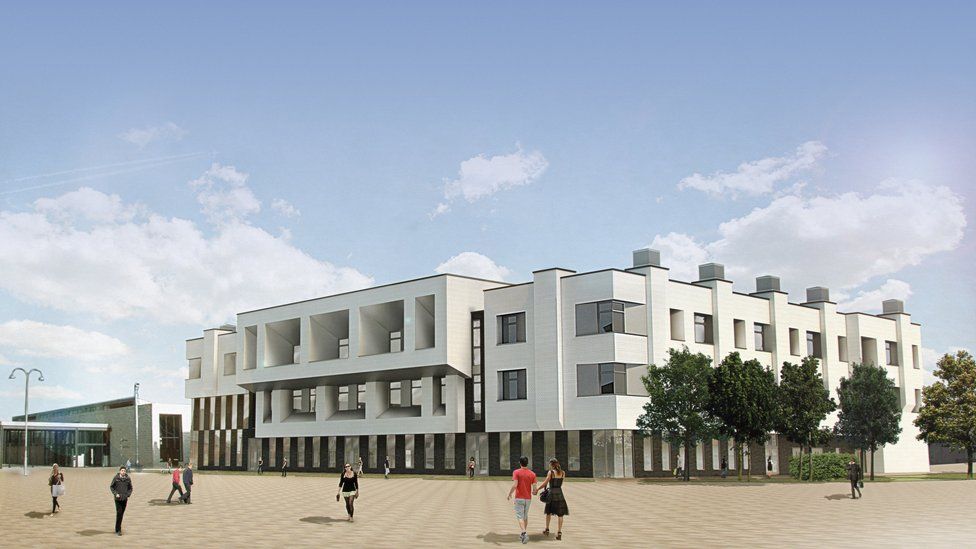 £5m BAE and Humberside Airport training academy opens - BBC News