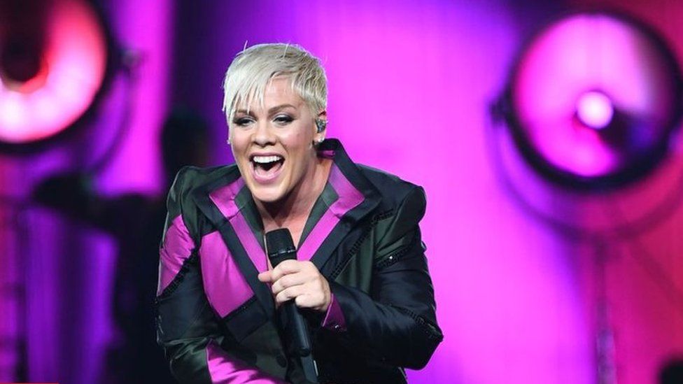 Coronavirus: Pop stars live stream to combat self-isolation - BBC Newsround