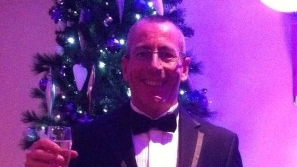 Bournemouth crash victim Peter Worrall 'loved town' - BBC News