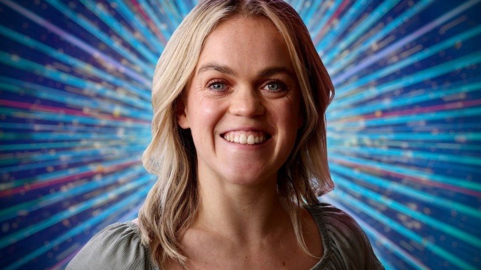 The Queen and Paddington: How a bear became an unlikely royal mascot ...