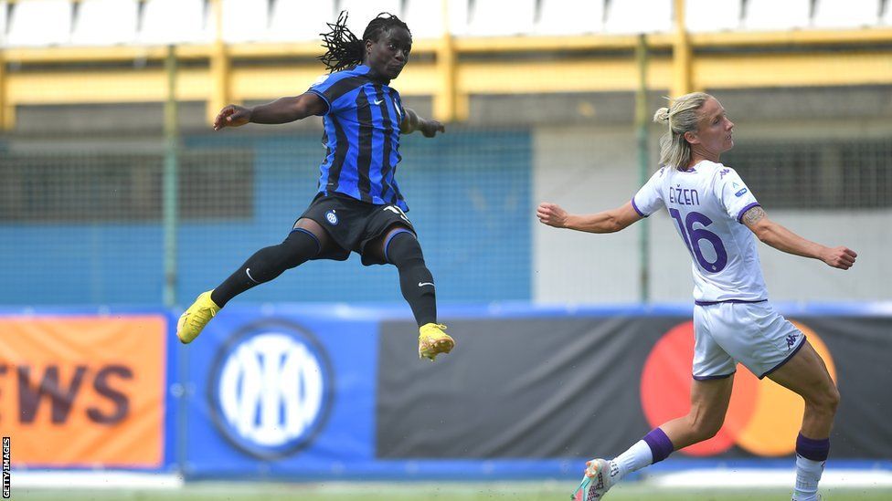 Tabitha Chawinga joins Victor Osimhen as top scorer in Serie A - BBC Sport
