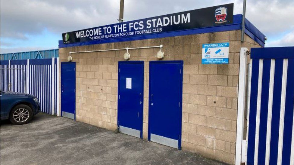 Nuneaton Borough FC thanks fans for another week's survival - BBC News