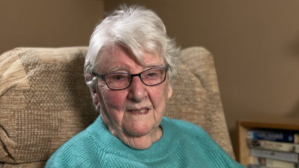 Lowestoft woman, 94, faced two-month wait for booster jab - BBC News