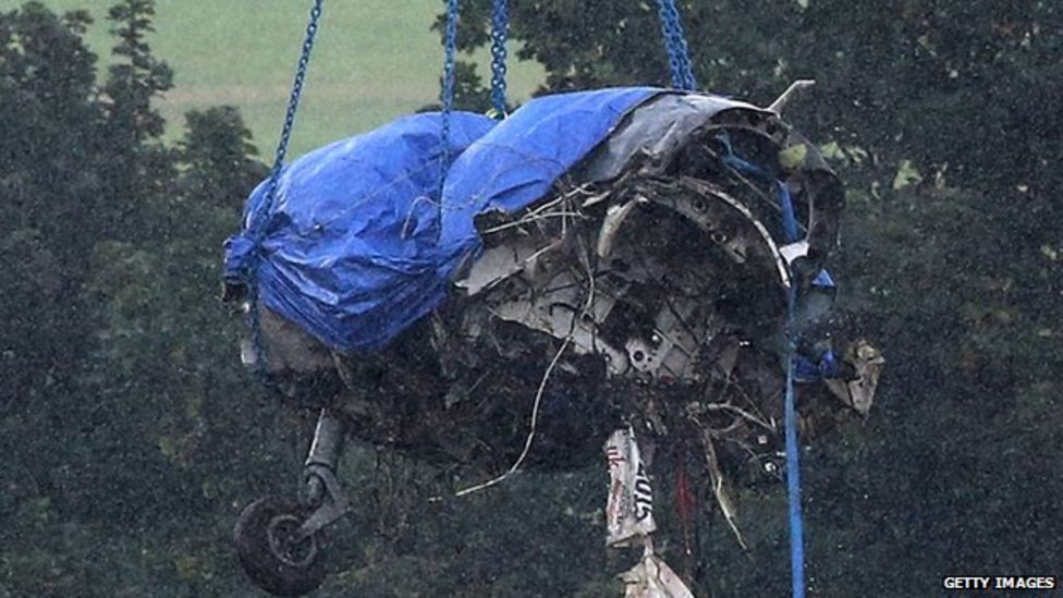 Shoreham air crash: In pictures - BBC News