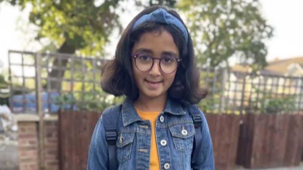 Parents want answers over girl's school crash death - BBC News
