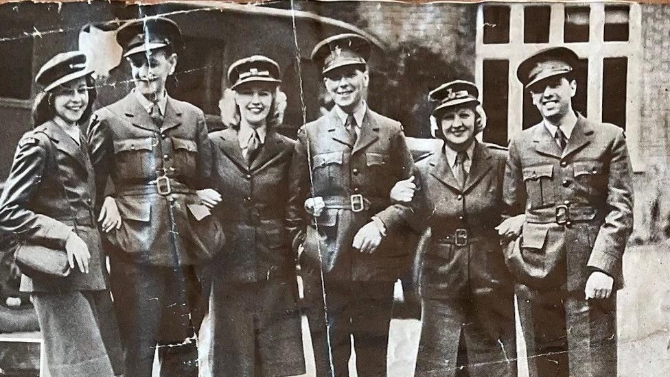 D-Day: Centenarian recalls D-Day experiences as troop entertainer - BBC ...