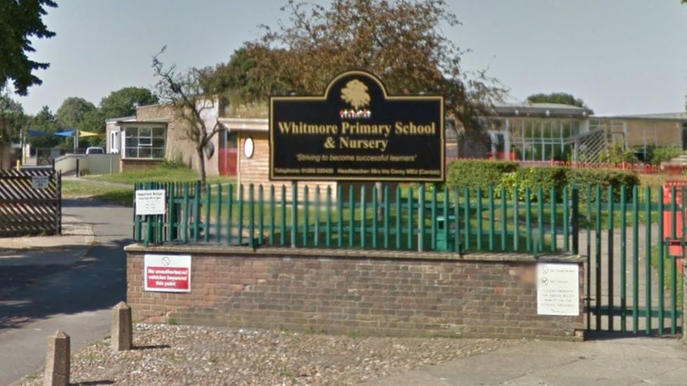 Appeal over Basildon school historic sex abuse claims - BBC News