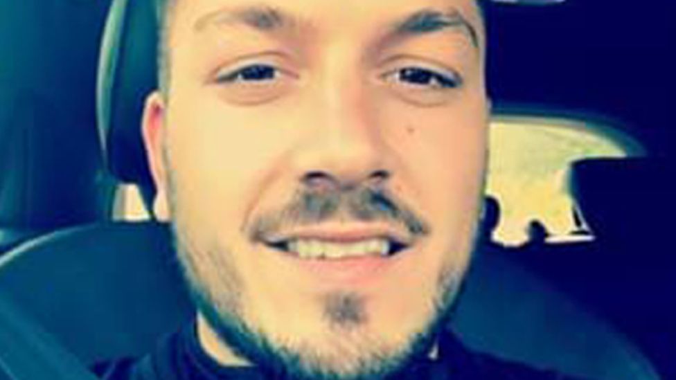 Ex-RGC rugby player 'grabbed police officer by testicles' - BBC News