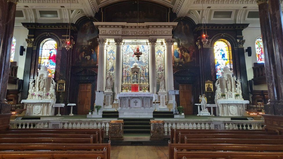 New tour of St Columba's Long Tower Church in Londonderry opens - BBC News
